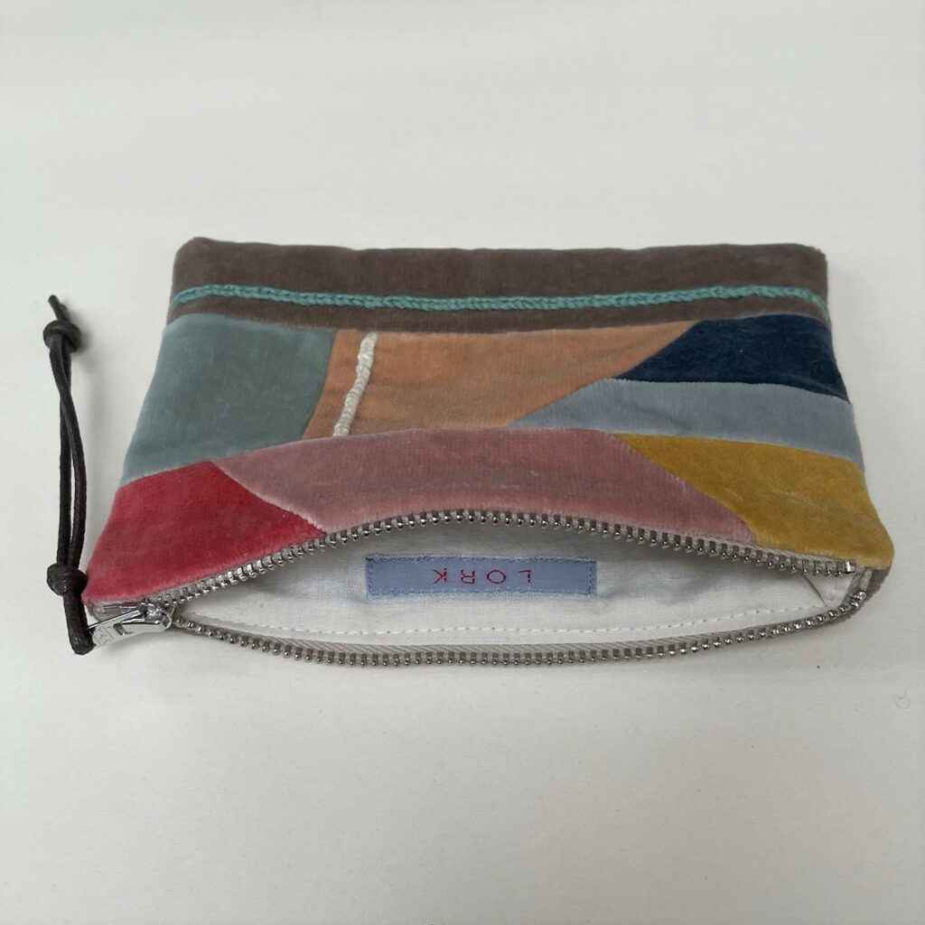 Midi Modern Pouch #4 - L O R K by ID